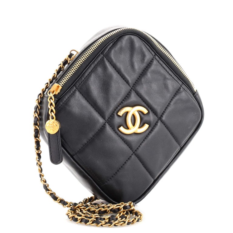 Chanel Diamond Chain Crossbody Bag Quilted Lambskin Small at 1stDibs