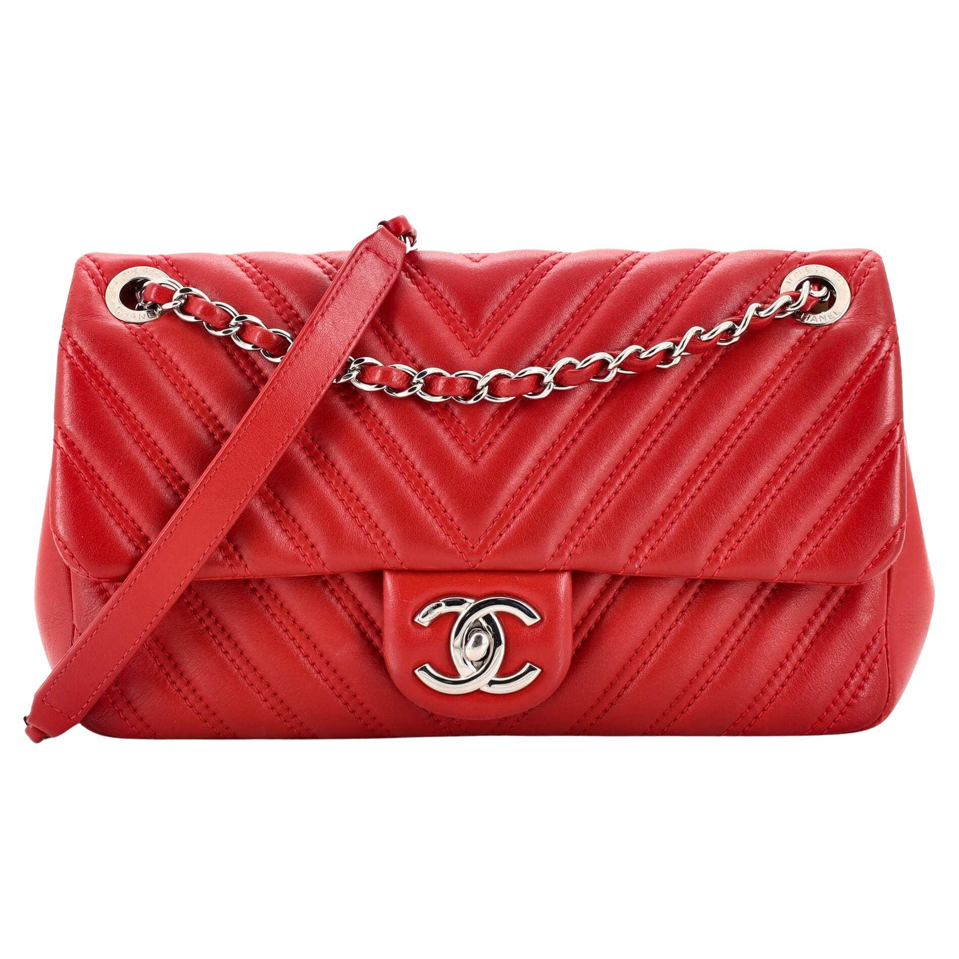 Chanel Double Stitch Flap Bag Chevron Lambskin Medium For Sale at 1stDibs