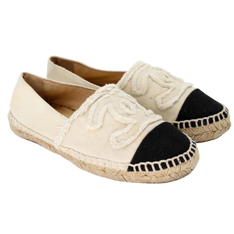 Chanel Espadrille 35 Raw Canvas Woven Flats CC-S0829-0009 For Sale at 1stDibs