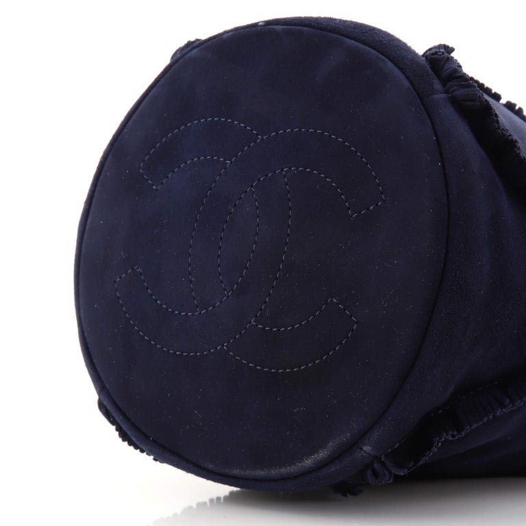 Chanel Fringed CC Drawstring Bucket Bag Quilted Suede Small For Sale at ...