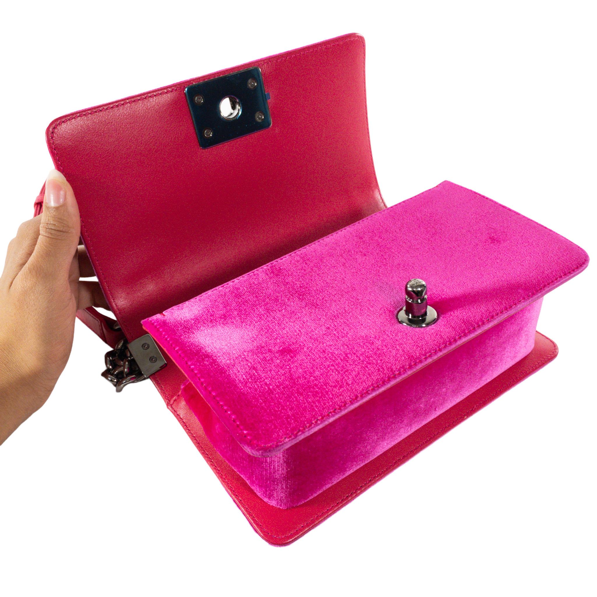 Chanel Fuchsia Velvet Small Boy Bag For Sale at 1stDibs