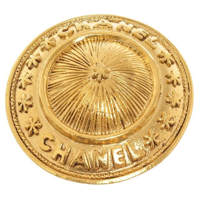 Vintage CHANEL PARIS Logo Name Plate Brooch at 1stDibs | vintage chanel ...