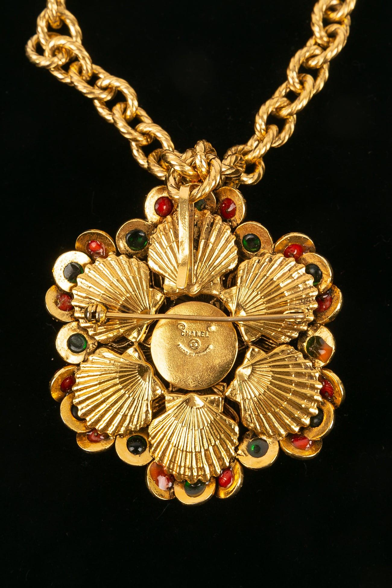 Chanel Gold Plated Metal Necklace with Brooch For Sale at 1stDibs