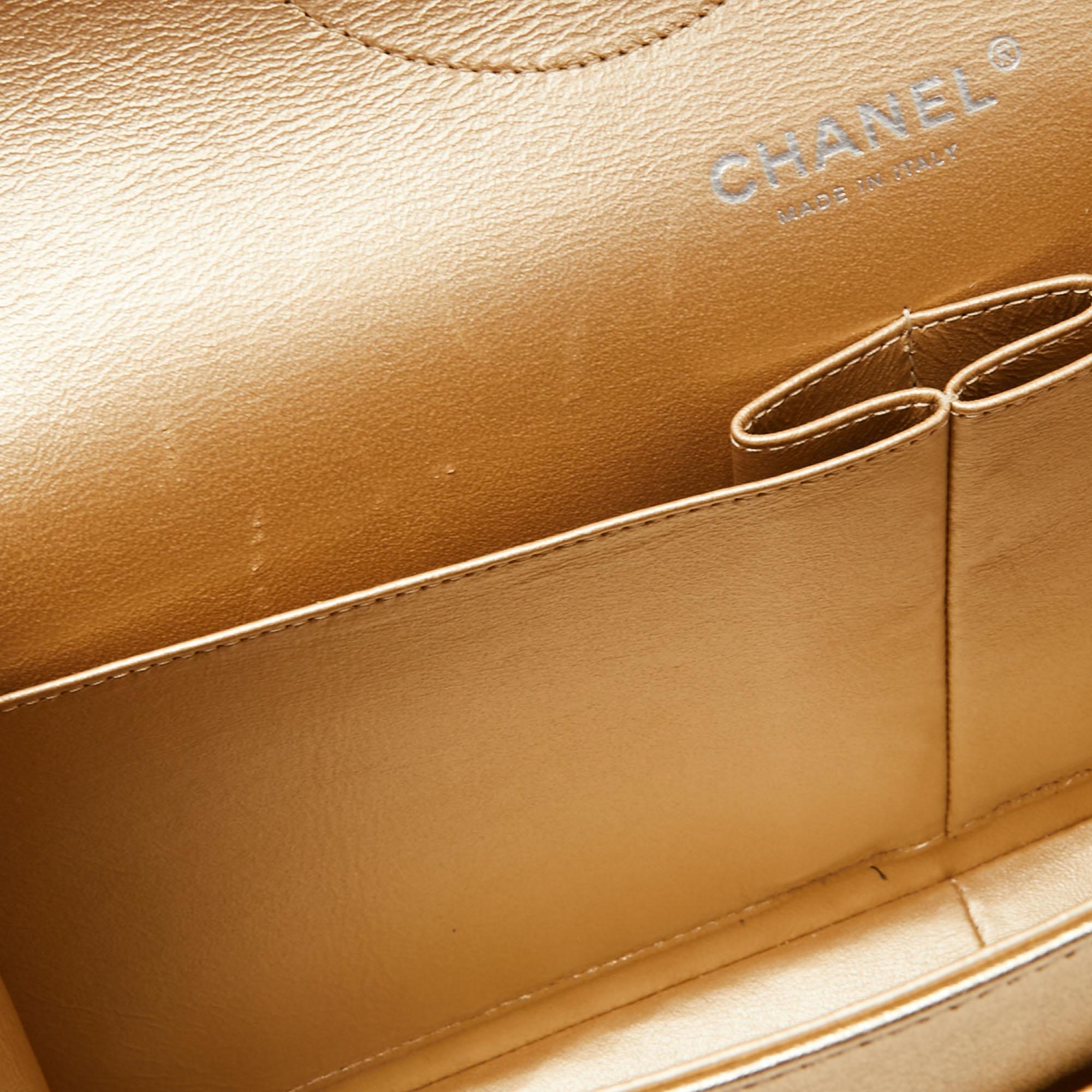 Chanel Gold Quilted Leather Jumbo Classic Double Flap Bag at 1stDibs ...