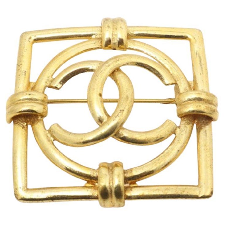 Chanel Gold-tone CC Square Brooch For Sale at 1stDibs