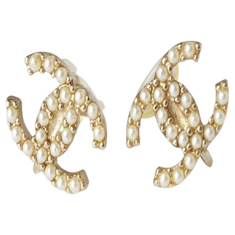Chanel Gold-tone Faux Pearl Crystal CC Stud Earrings For Sale at 1stDibs