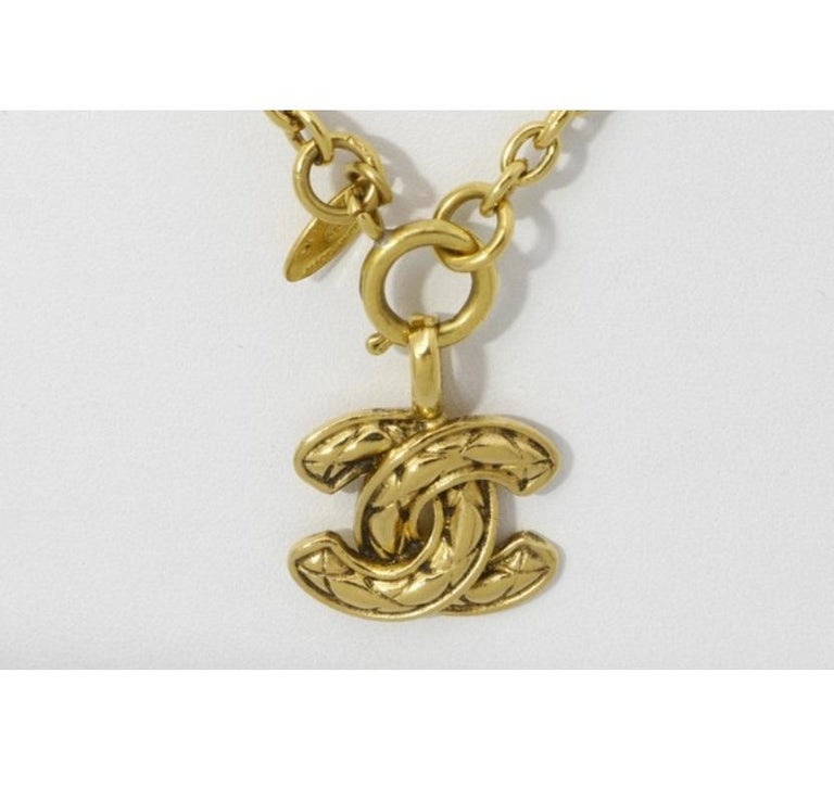 Chanel Gold-Tone Metal CC Quilted Logo Pendant Necklace For Sale at 1stDibs