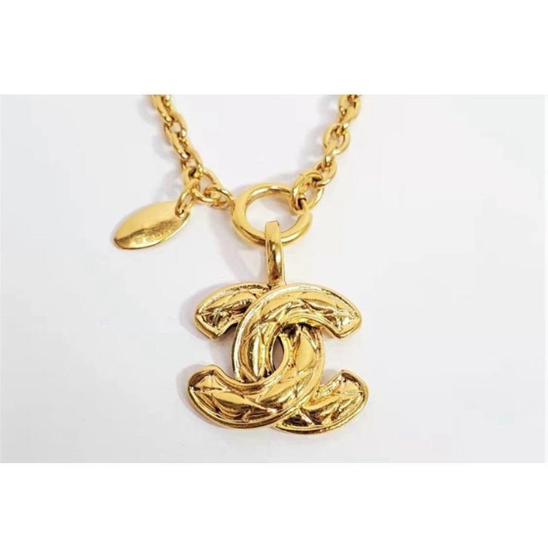 Chanel Gold-tone Metal CC Quilted Logo Pendant Necklace For Sale at 1stDibs