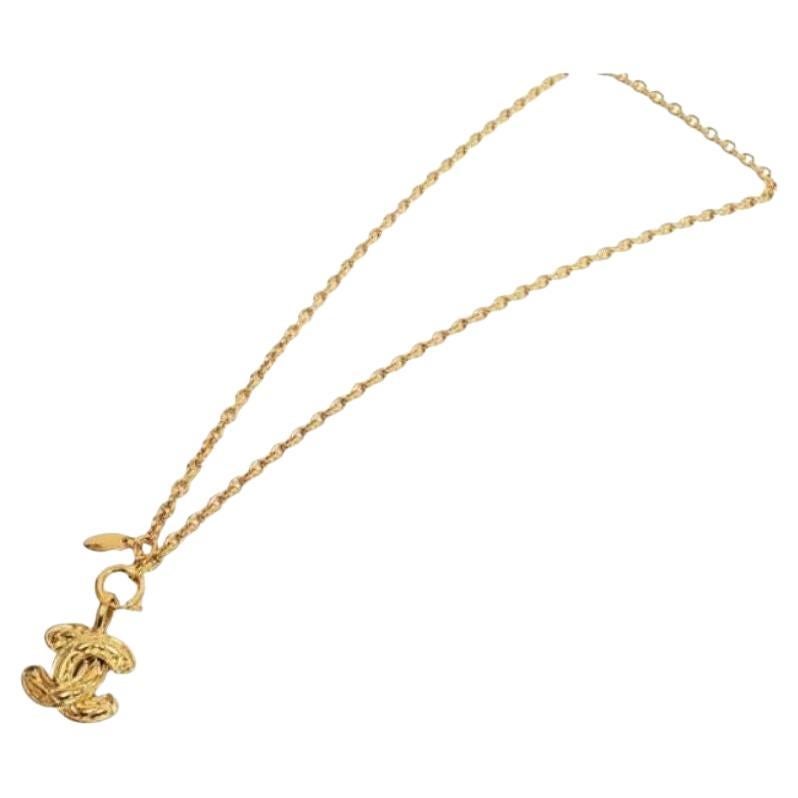 Chanel Gold-tone Metal CC Quilted Logo Pendant Necklace For Sale at 1stDibs