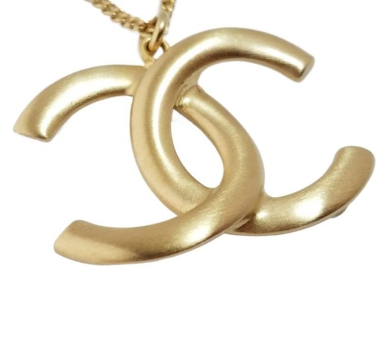 Chanel Gold-Tone and Pearl CC Logo Necklace at 1stDibs