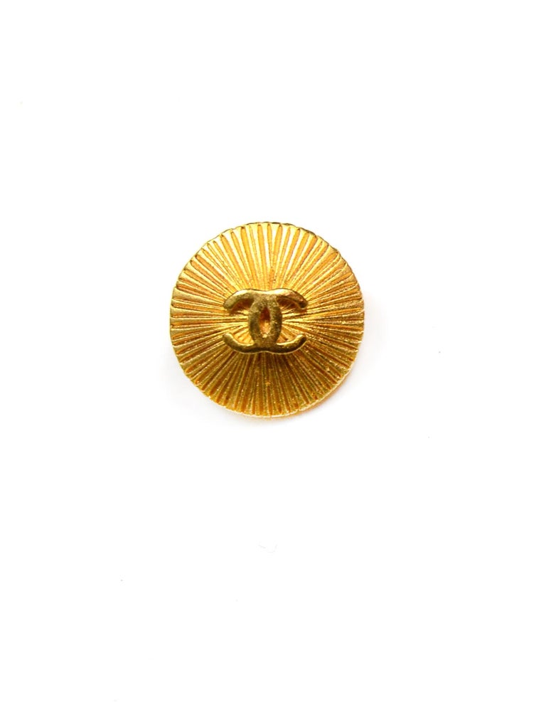 Chanel Goldtone CC Small Shank Buttons (Set of 5) For Sale at 1stDibs