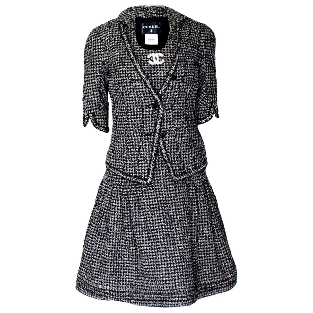 CHANEL Cream/Brown/Orange Tweed Skirt Suit With Fringe Trim - Sz 10 (c ...