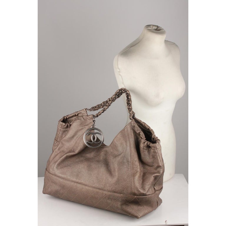 Chanel Gray Metallic Limited Edition Coco Cabas Large Hobo Bag For Sale ...