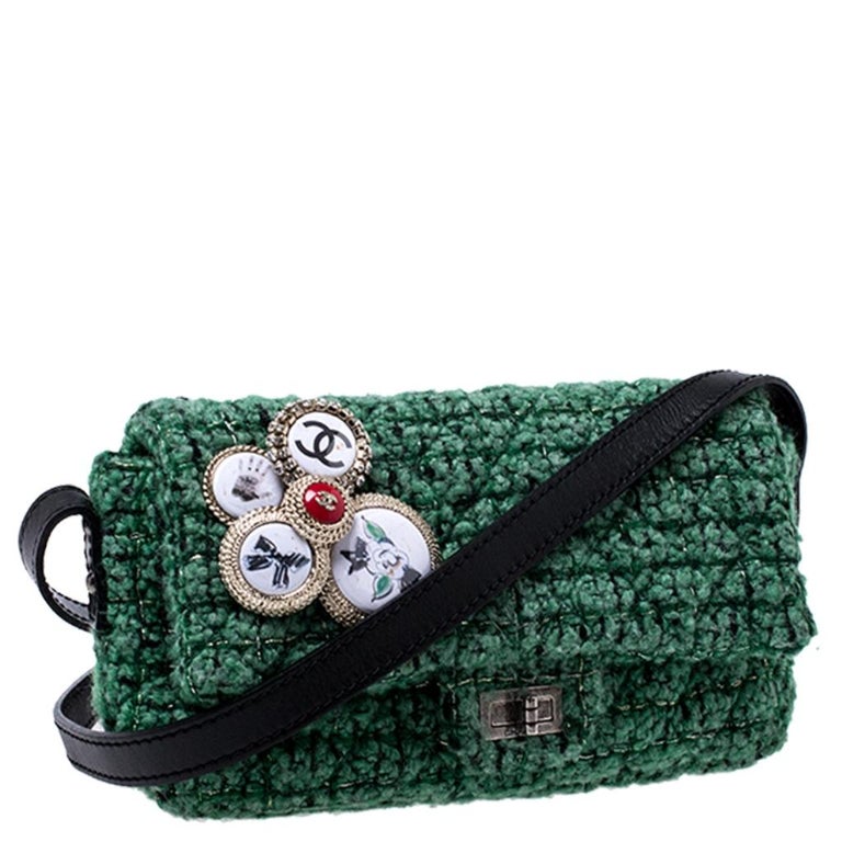 Chanel Green Tweed Reissue Crossbody Flap Bag with Brooch For Sale at ...