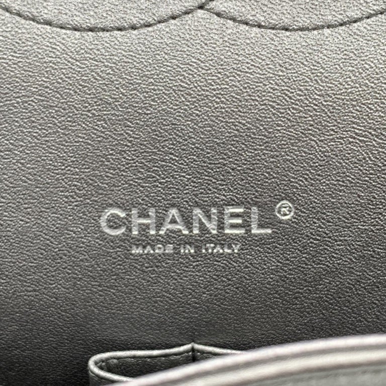 Chanel Grey Metallic Quilted Leather Maxi Timeless Classic Flap Bag For ...