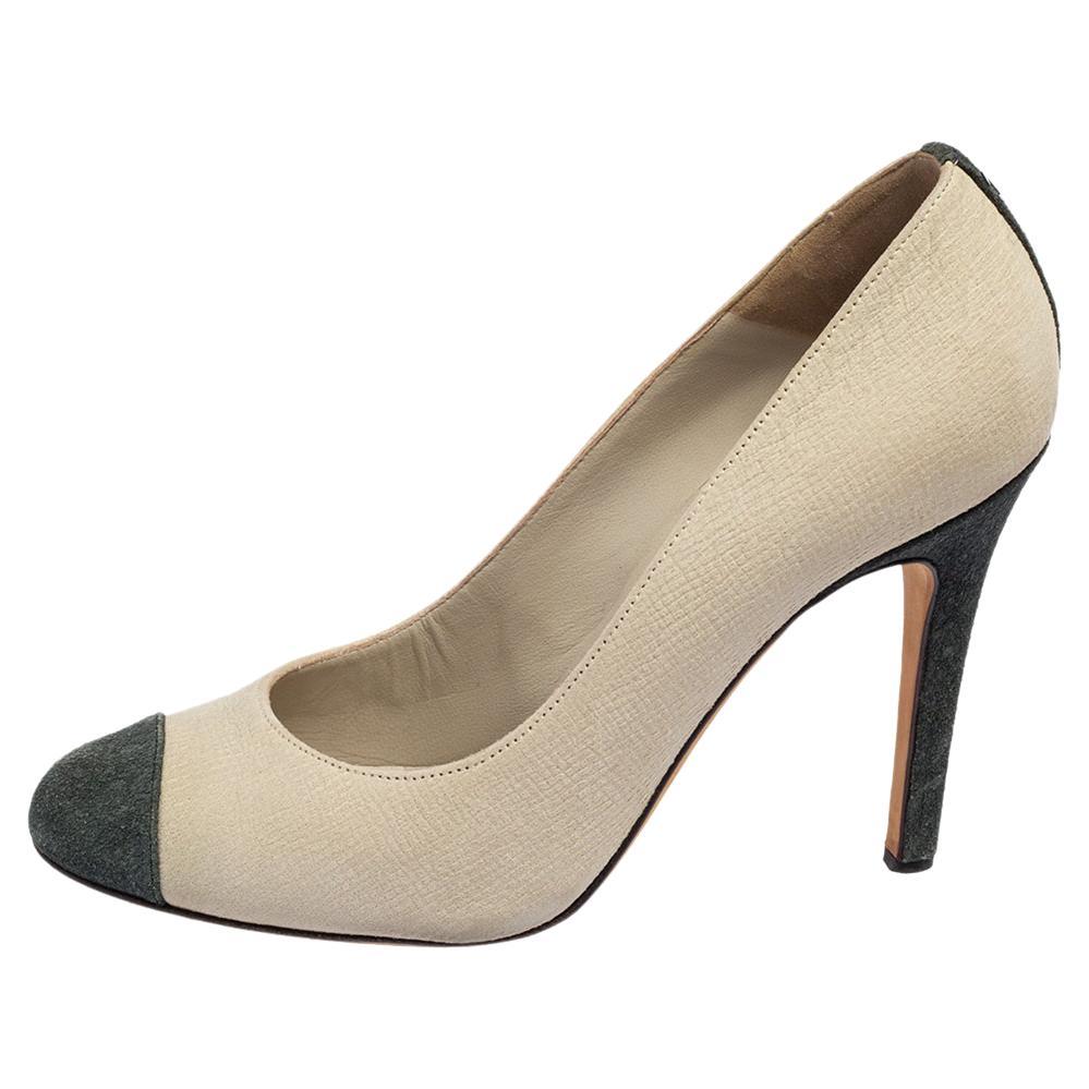 Chanel Cream and Black Cap-Toe Leather Pumps at 1stDibs | black and ...