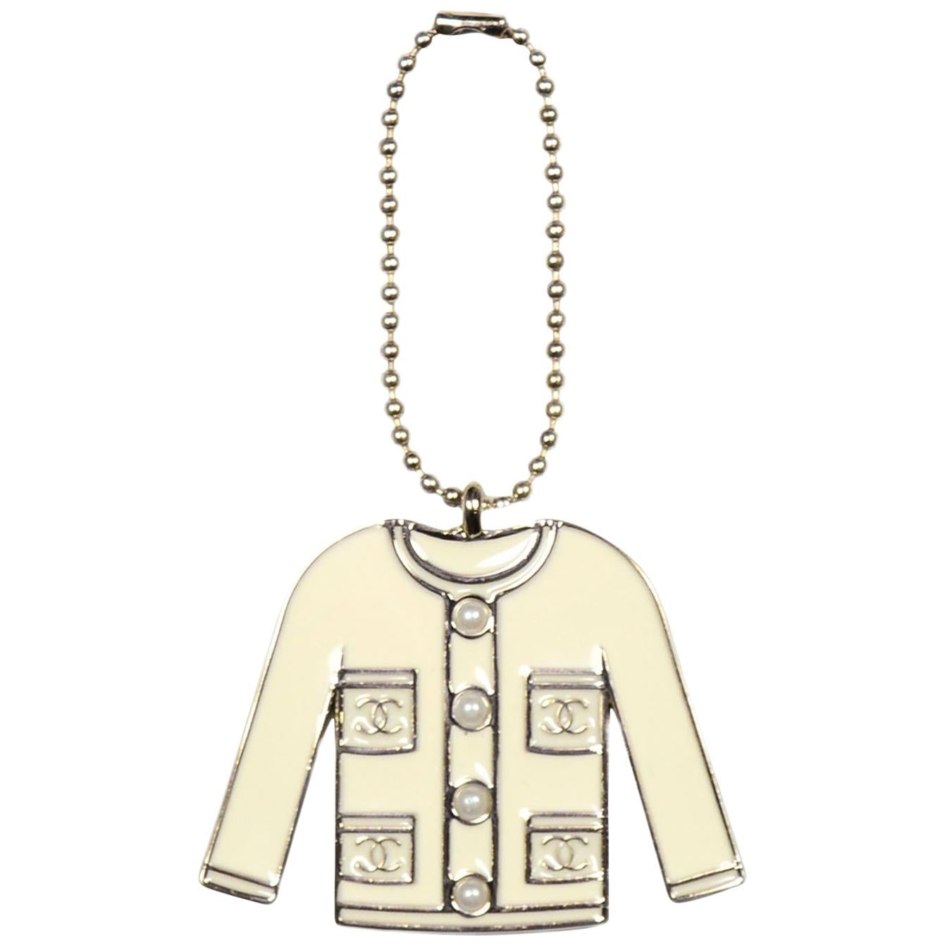 Chanel Ivory Enamel and Faux Pearl Jacket VIP Key Chain/Charm For Sale ...