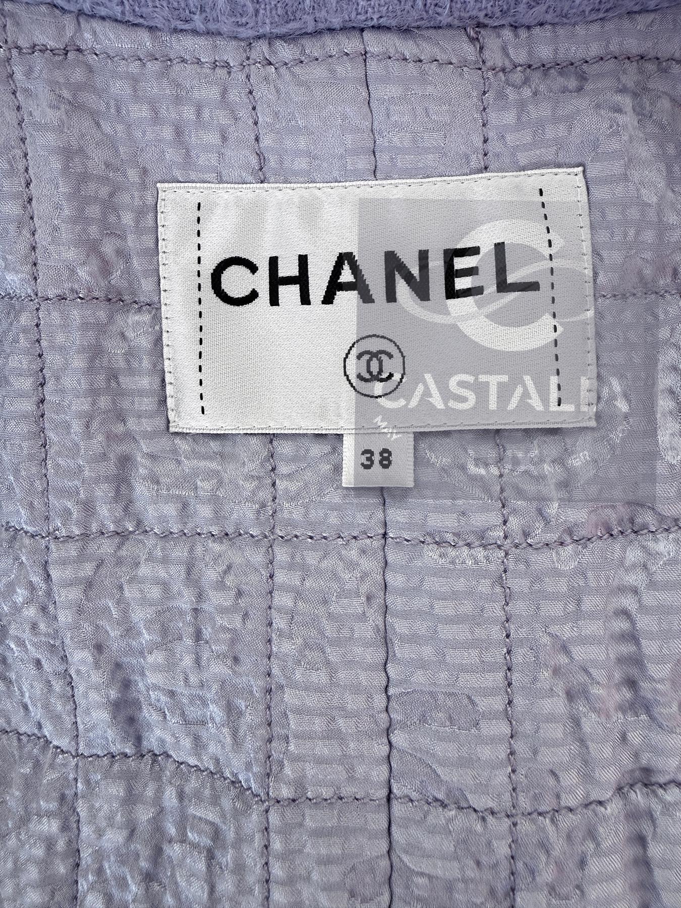 CHANEL Lavender Tweed Jacket With CC Logo 38 FR For Sale at 1stDibs