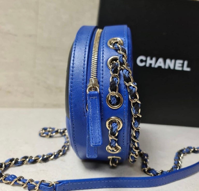 Chanel Lifesaver Round Crossbody Bag at 1stDibs | chanel lifesaver bag ...