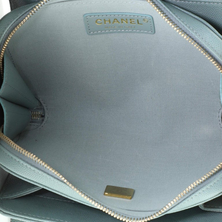 Chanel Like a Wallet Flap Bag Quilted Caviar Mini For Sale at 1stDibs