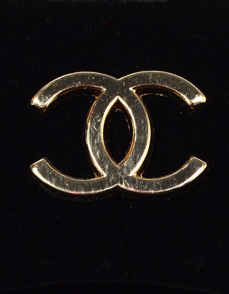 Chanel Logo Black Canvas Garment Bag and Coat CC Velvet Hanger Set at ...