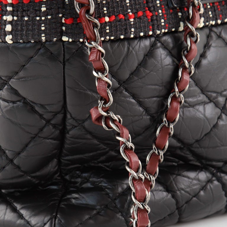 Chanel Logo Chain Tote Quilted Aged Calfskin and Tweed Medium For Sale ...