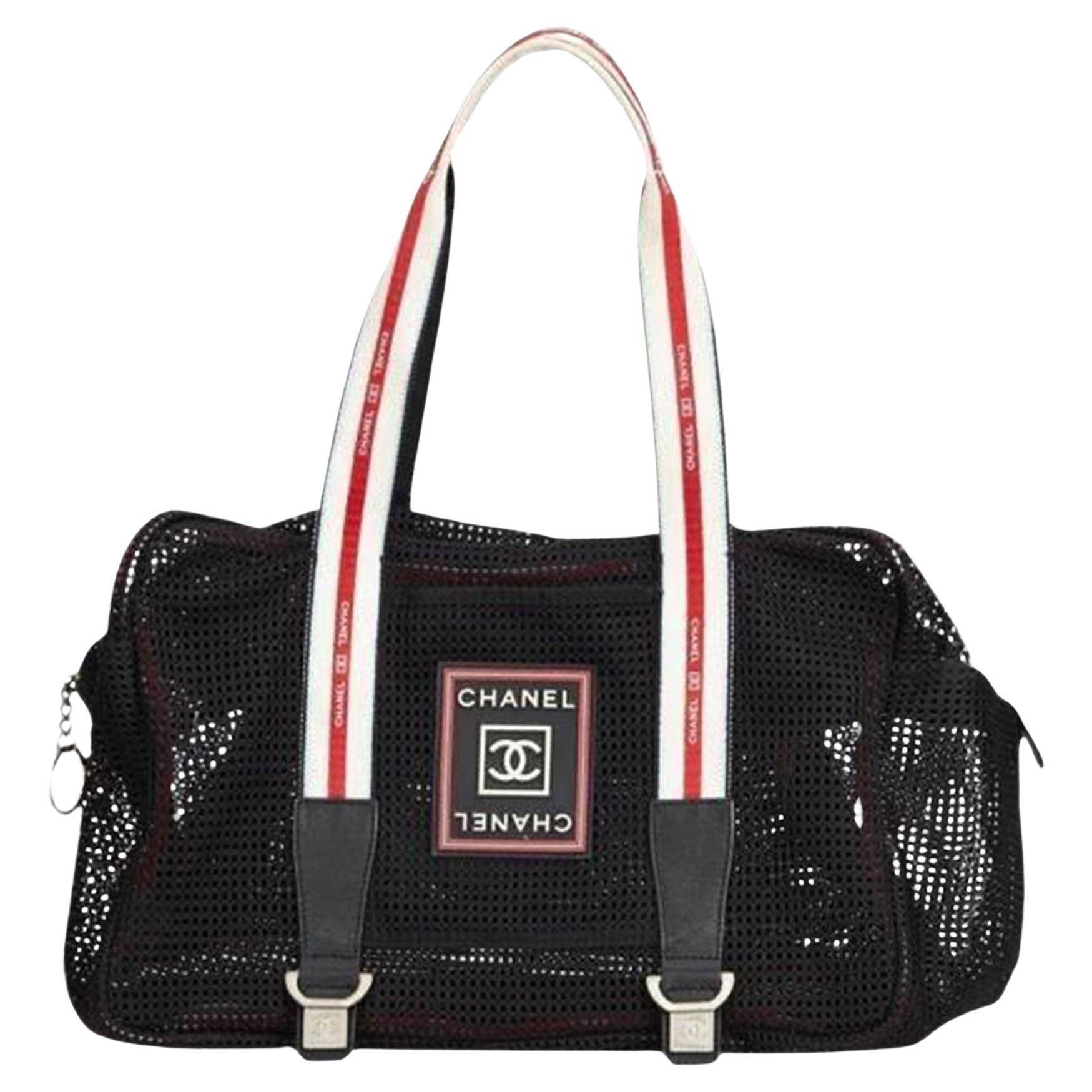 Chanel Logo Retro Mesh Sport Expandable Gym Tote en venta en 1stDibs