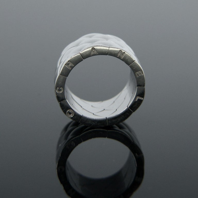 Chanel Matelasse Quilted White Gold Band Ring For Sale at 1stDibs ...
