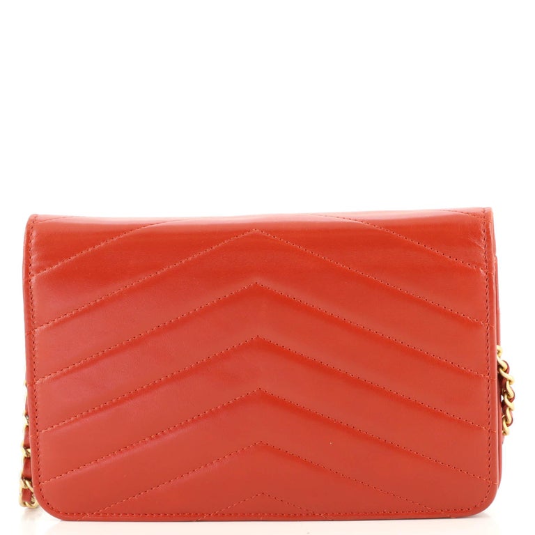 Chanel Medal Envelope Wallet on Chain Chevron Calfskin For Sale at 1stDibs