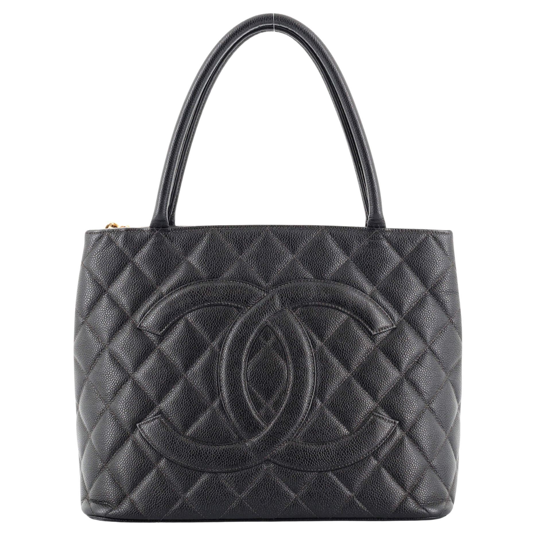 Chanel Medallion Tote Quilted Caviar at 1stDibs | chanel quilted ...