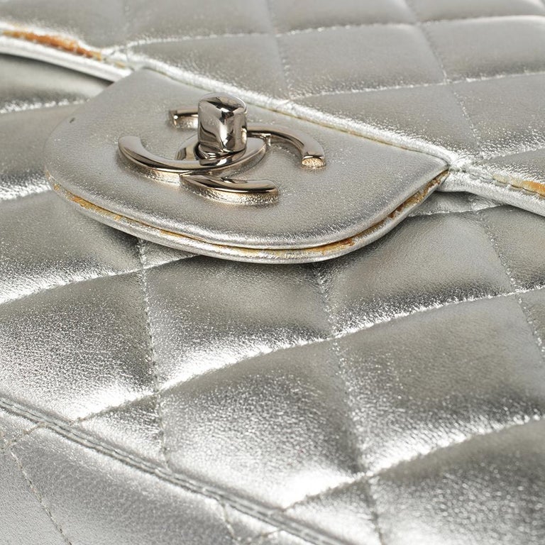 Chanel Metallic Silver Quilted Leather Maxi Classic Single Flap Bag at ...