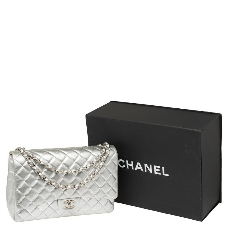 Chanel Metallic Silver Quilted Leather Maxi Classic Single Flap Bag at ...