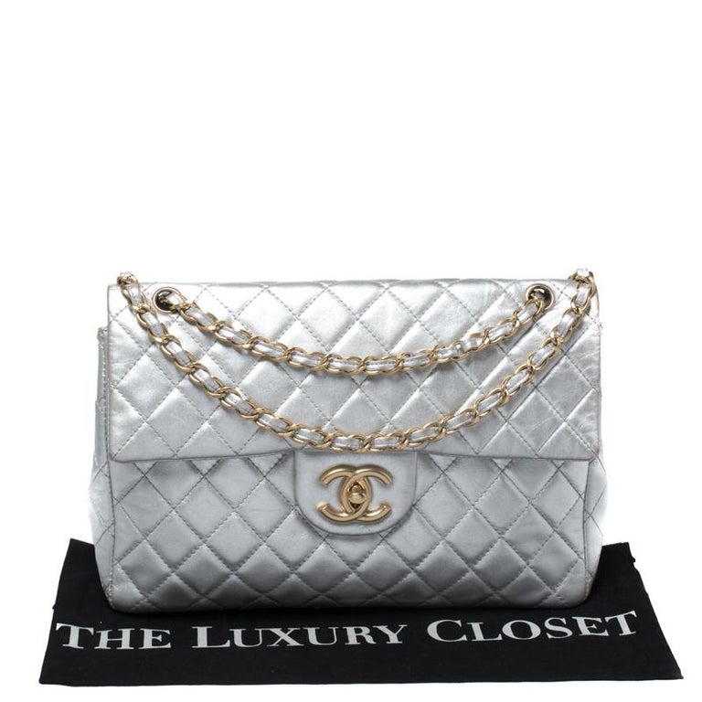 Chanel Metallic Silver Quilted Leather Maxi Classic Single Flap Bag For ...