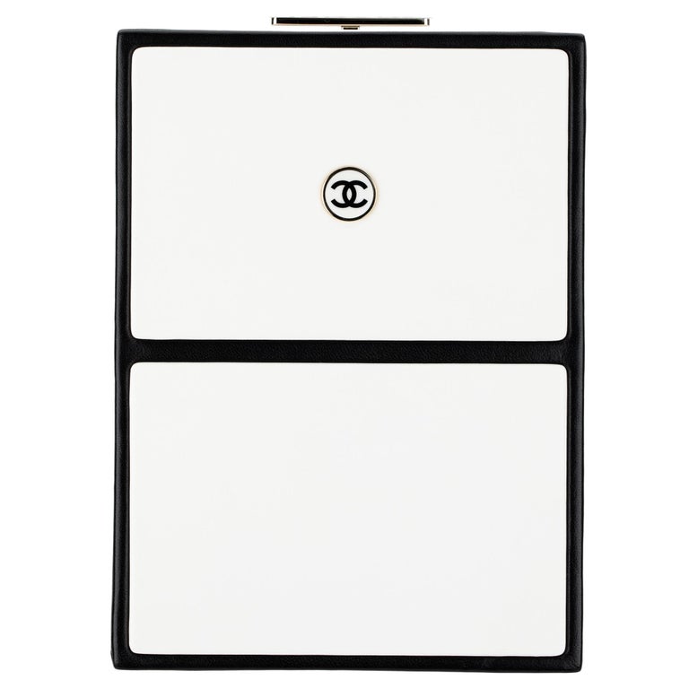 Chanel Minaudière Limited Edition White and Black Chanel No.5 Perfume ...