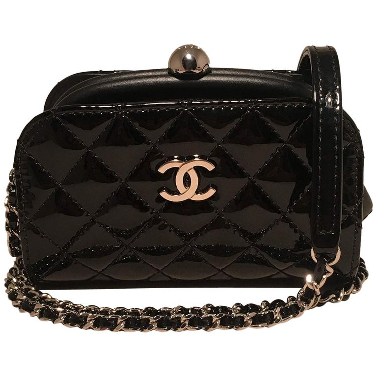 Chanel Mini Black Patent Leather Kiss lock Shoulder Bag For Sale at 1stDibs
