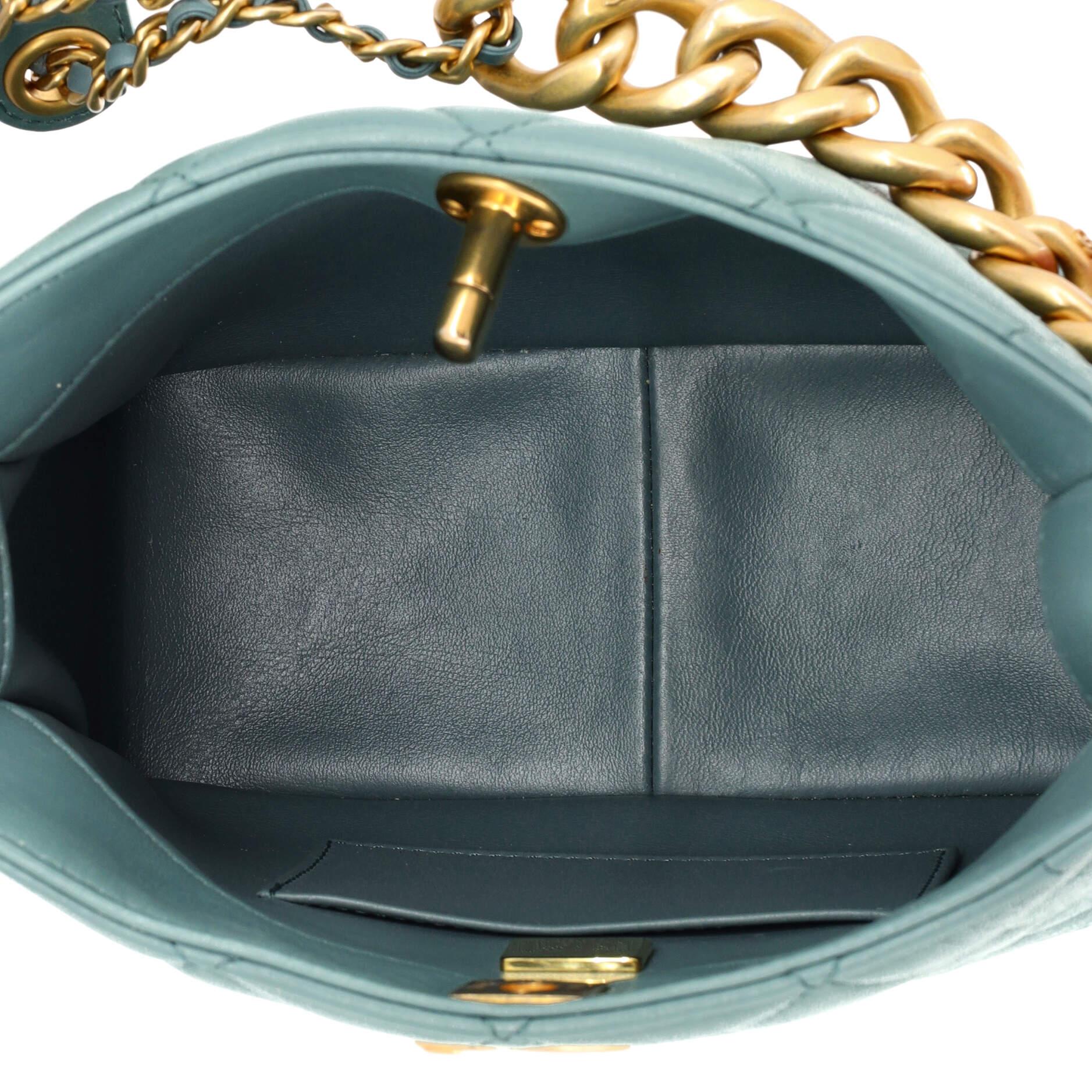 Chanel Mixed Chain Link CC Hobo Quilted Lambskin Small For Sale at 1stDibs