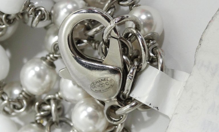 Chanel Multi-Strand Pearls and Crystal CC Logo Iconic Necklace For Sale ...