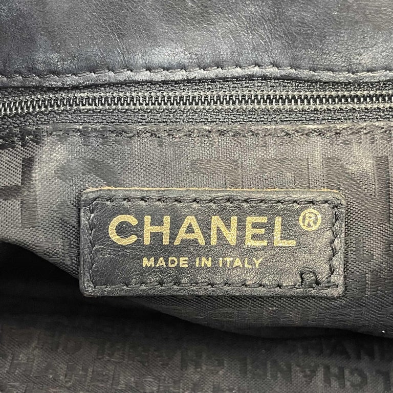 CHANEL - Multicolor Knit Needlepoint Patchwork CC Shoulder Bag For Sale ...