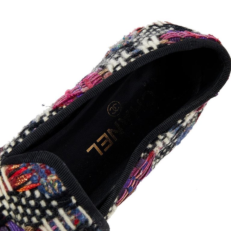 Chanel Multicolor Printed Tweed And Leather Loafers Size 40 For Sale at ...