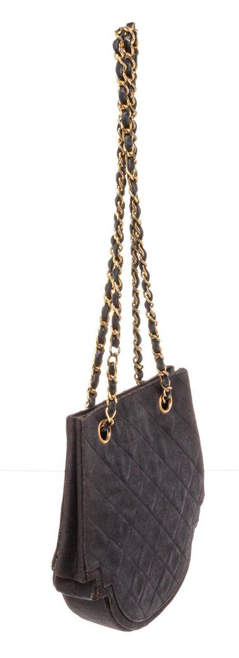 Chanel Navy Blue Denim Vintage Chain Shoulder Handbag For Sale at 1stDibs