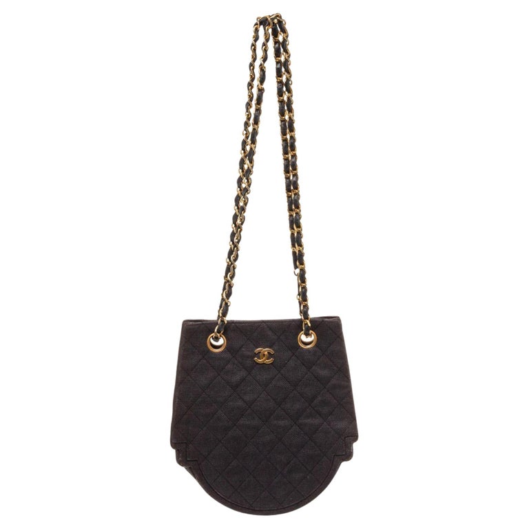 Chanel Navy Blue Denim Vintage Chain Shoulder Handbag For Sale at 1stDibs
