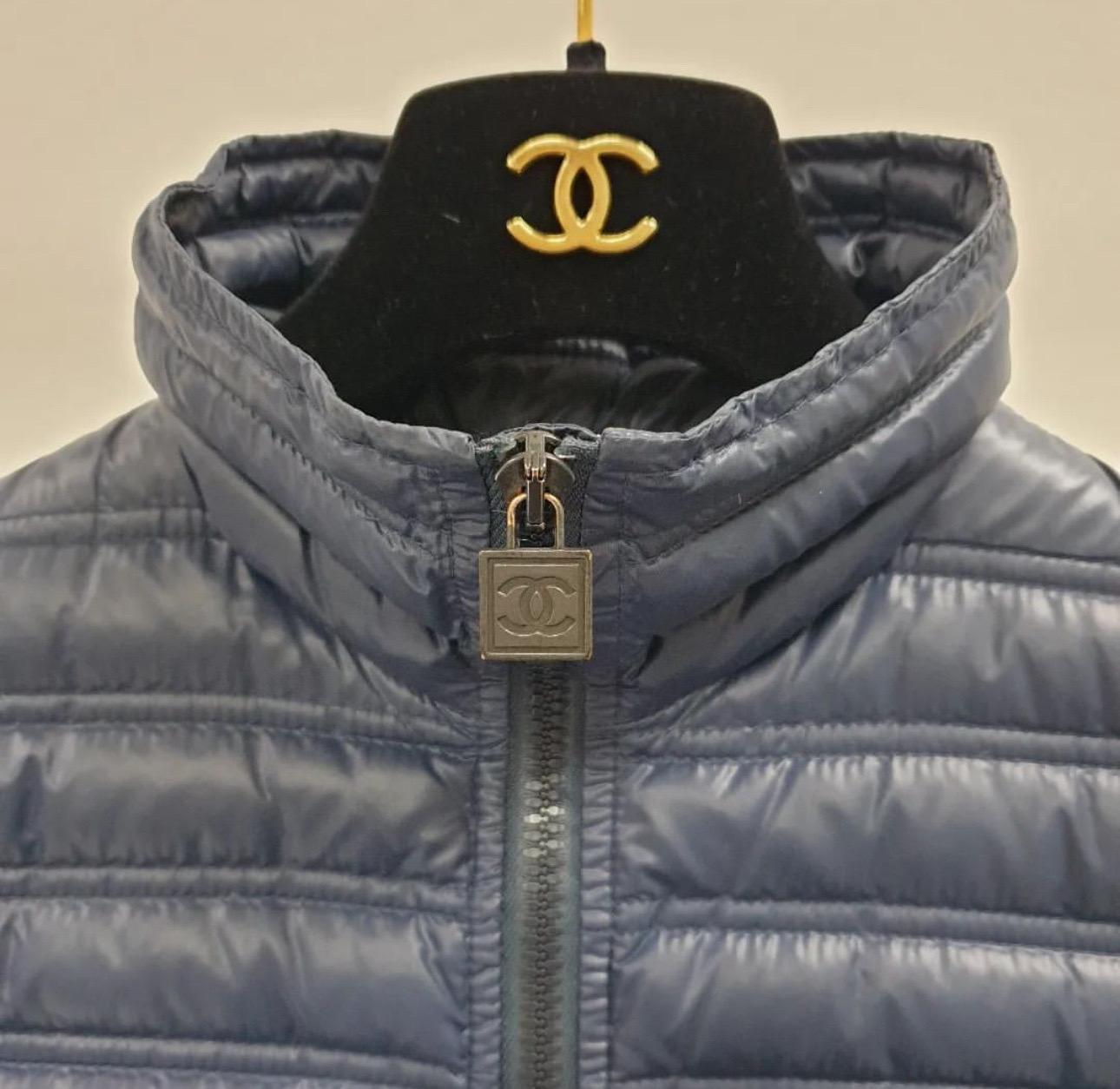 CHANEL Navy Blue Down Puffer Jacket For Sale at 1stDibs | chanel ...