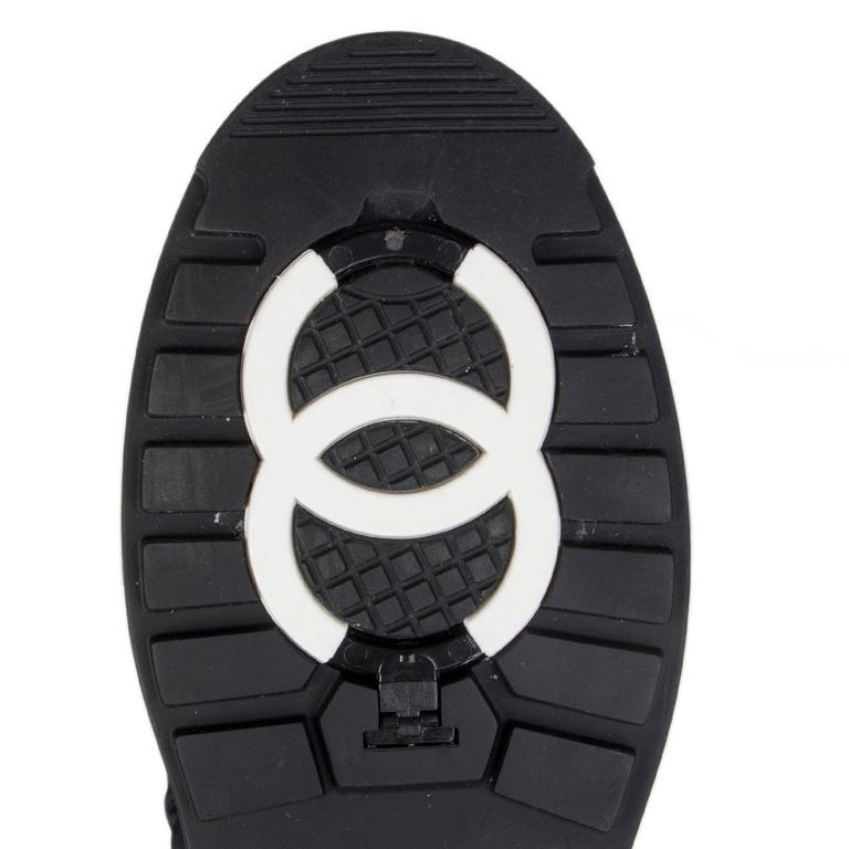 CHANEL navy blue nylon DOWN Ankle SNOW Boots Shoes 37 at 1stDibs