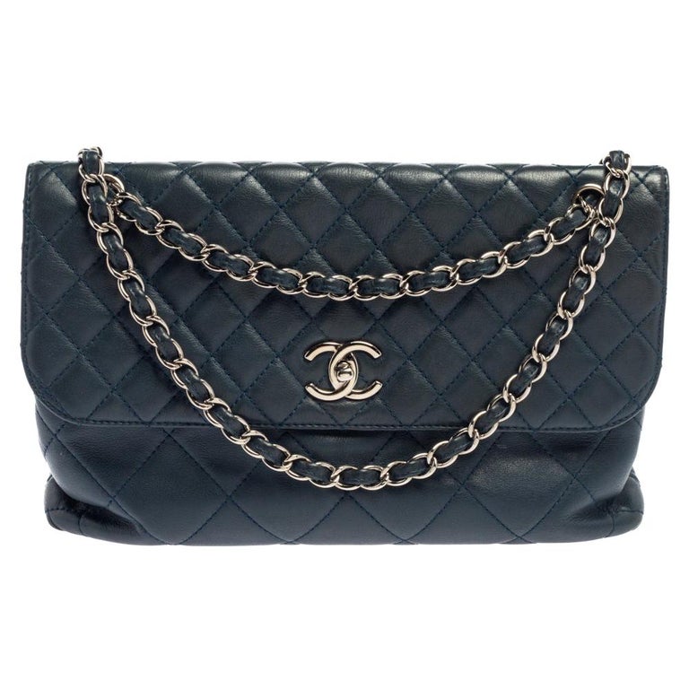 Chanel Navy Blue Quilted Leather In-The-Business Flap Bag at 1stDibs