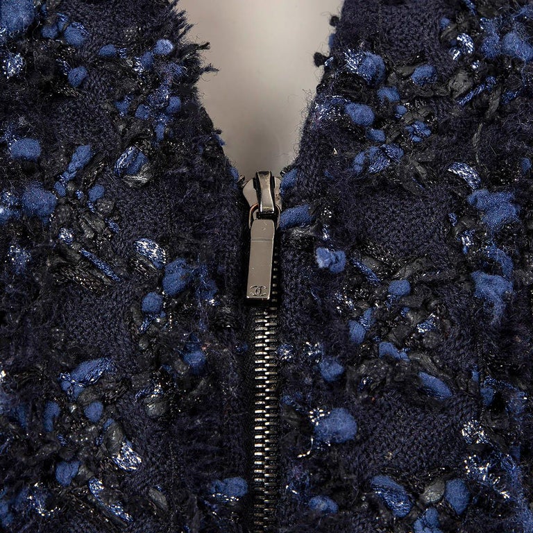 CHANEL navy blue wool 2016 16B ZIP FRONT TWEED Jacket 38 S For Sale at ...