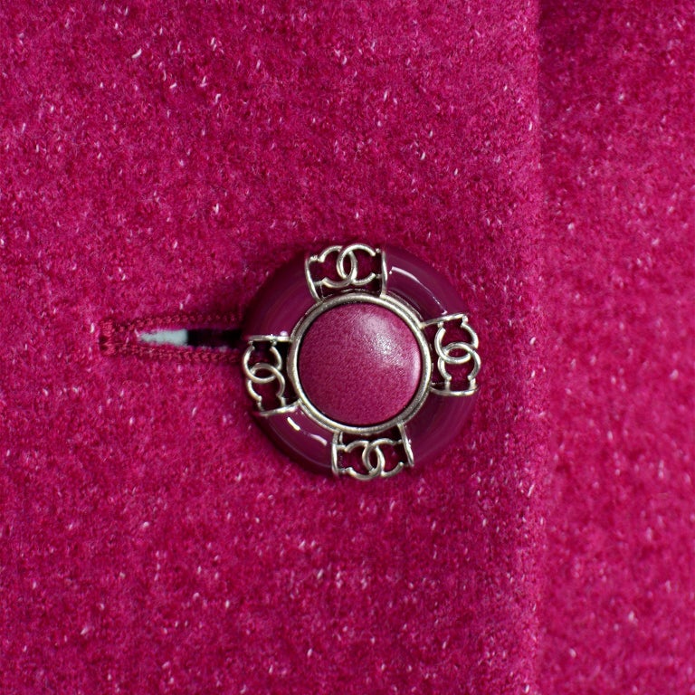 Chanel New With Tags 2018 Raspberry Pink Wool Blend Jacket Deadstock at ...