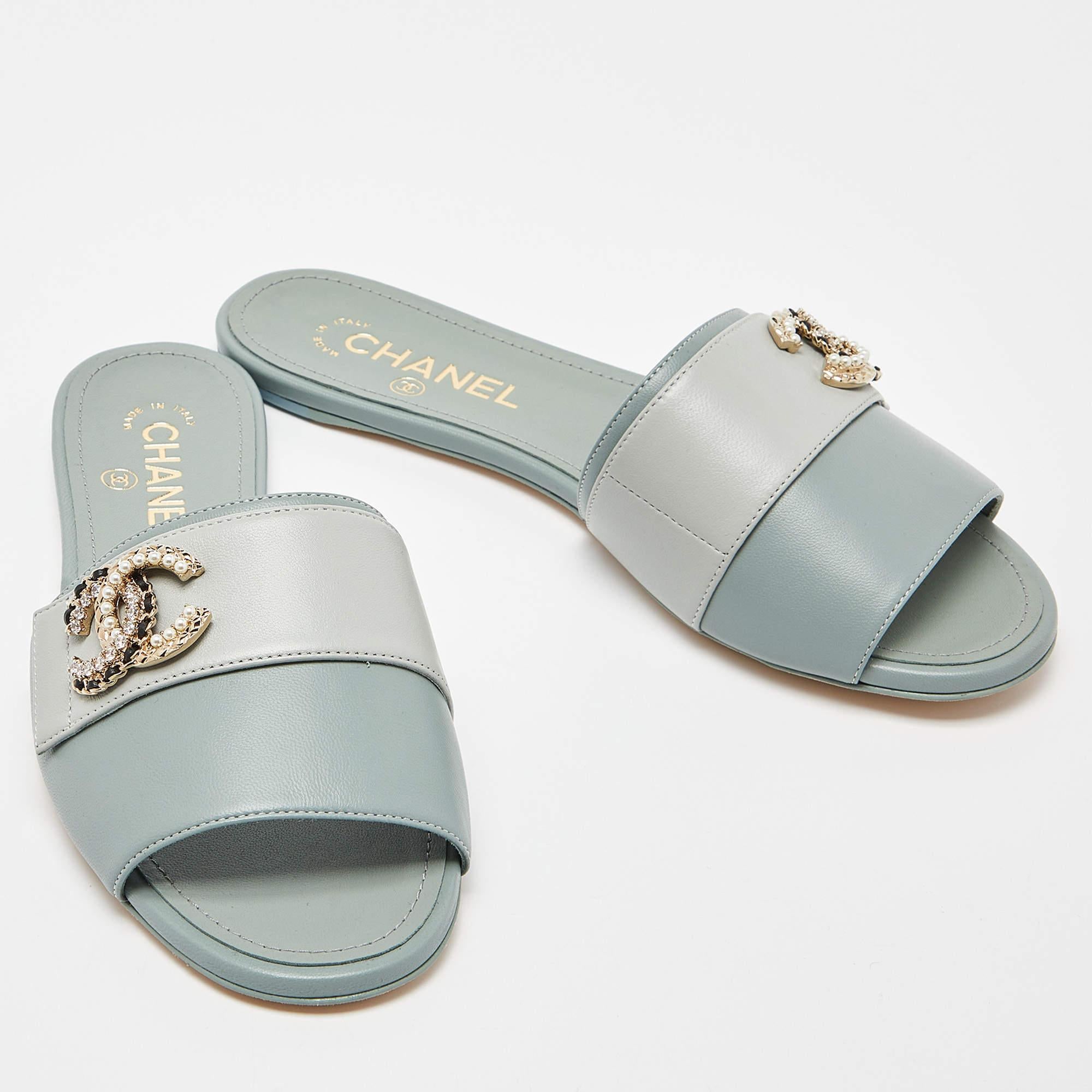 Chanel Pale Green Leather Crystal/Pearl Embellished CC Logo Flat Slides ...