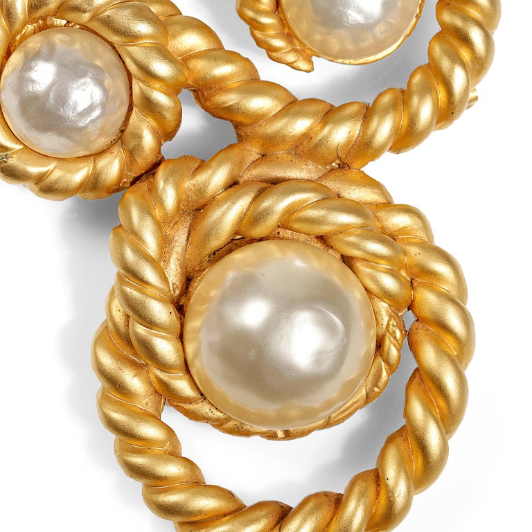 Chanel Pearl and Gold Swirling Rope Pin at 1stDibs | chanel pearl pin