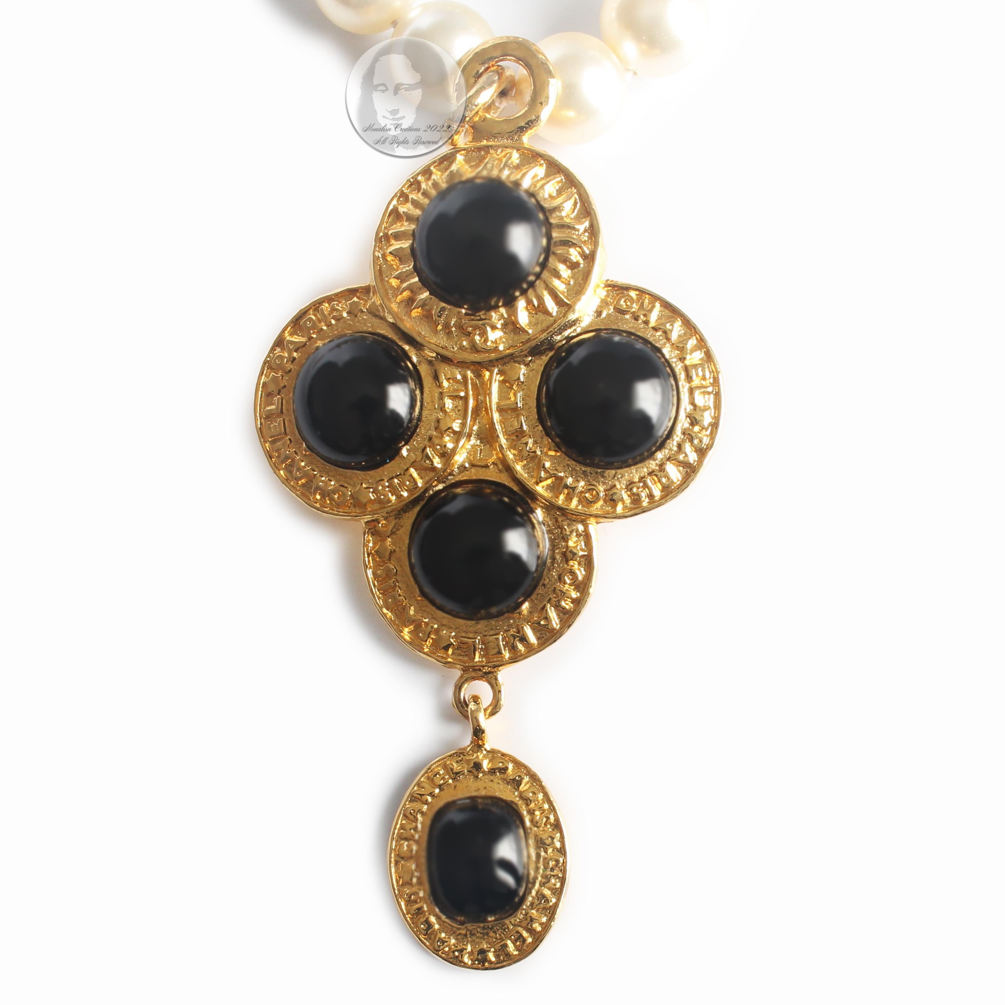 Chanel Pendant Necklace Poured Glass Pearls Gold CC Medallions Vintage ...