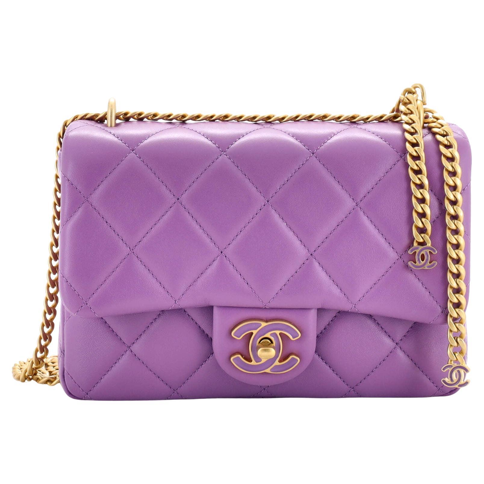 Chanel Pending CC Square Flap Bag Quilted Lambskin Small For Sale at ...